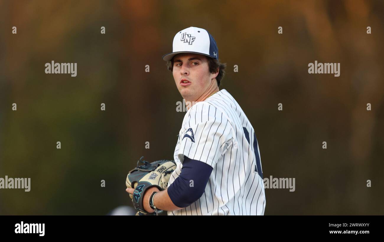 North Florida pitcher Brett Dennis (30) warms up before an NCAA ...