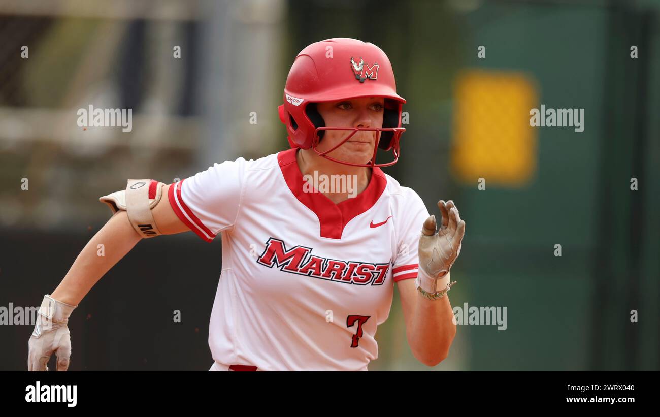 Marist infielder Lauren Morrell (7) runs to first during an NCAA ...