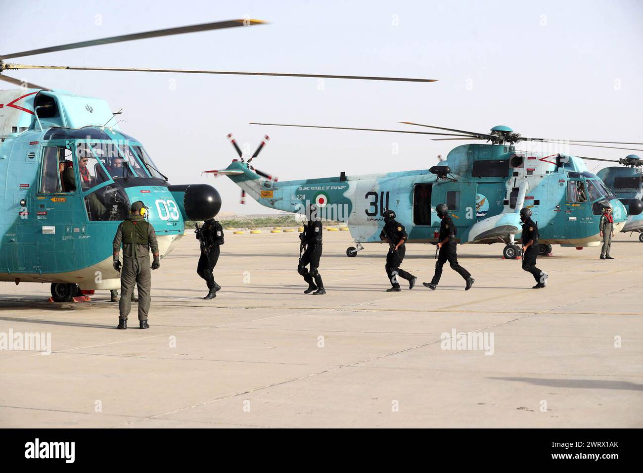 Maritime interception operation exercise hi-res stock photography and ...