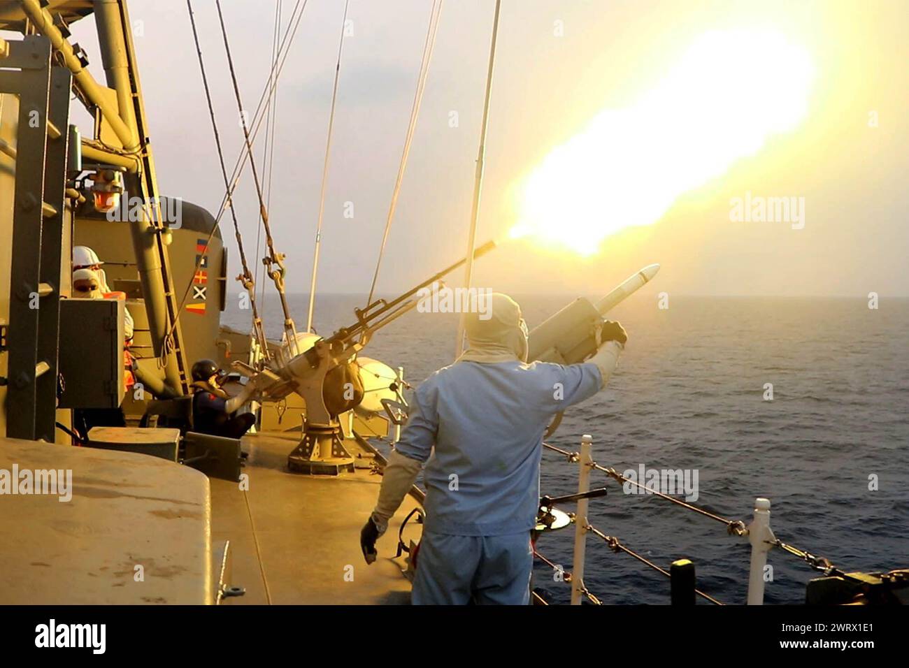 Maritime interception operation exercise hi-res stock photography and ...
