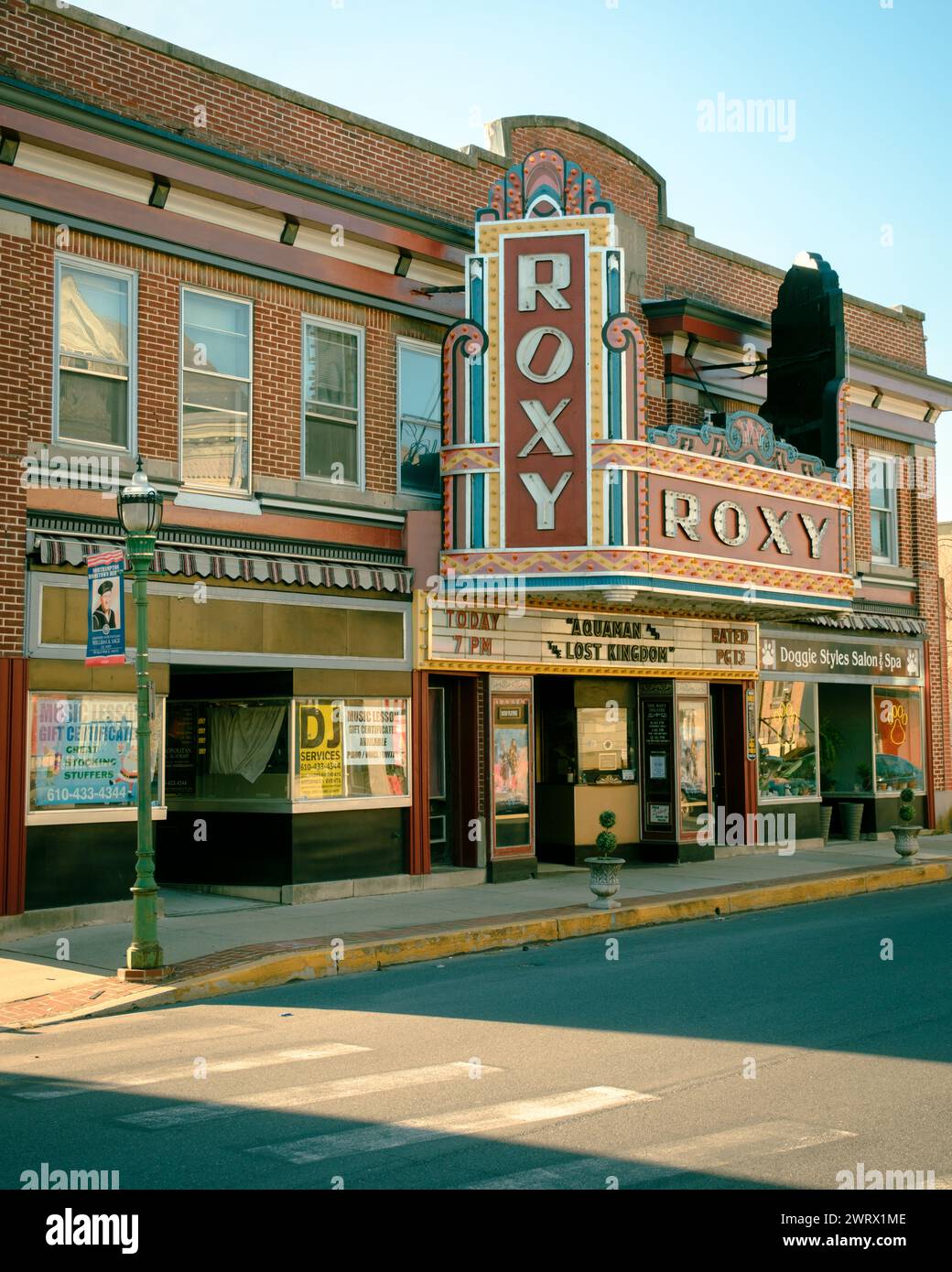 Roxy theatre hi-res stock photography and images - Alamy