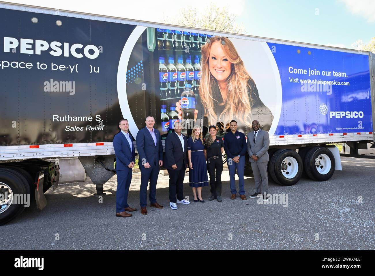 IMAGE DISTRIBUTED FOR PEPSICO - PepsiCo Market Director of Tenn. Joe ...