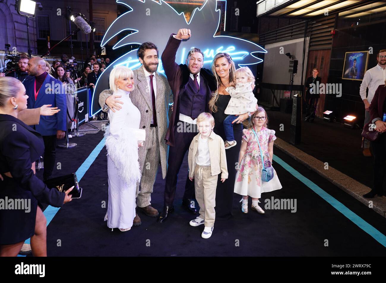 Conor McGregor with Jake Gyllenhaal and members of his family, mother ...