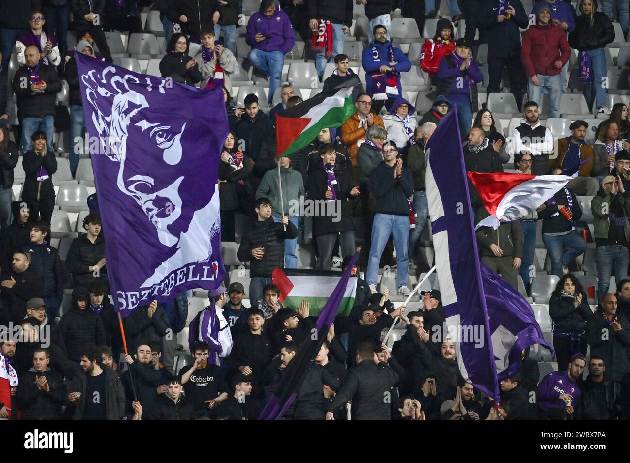Florence, Italia. 14th Mar, 2024. Fiorentina fans show a Palestinian ...