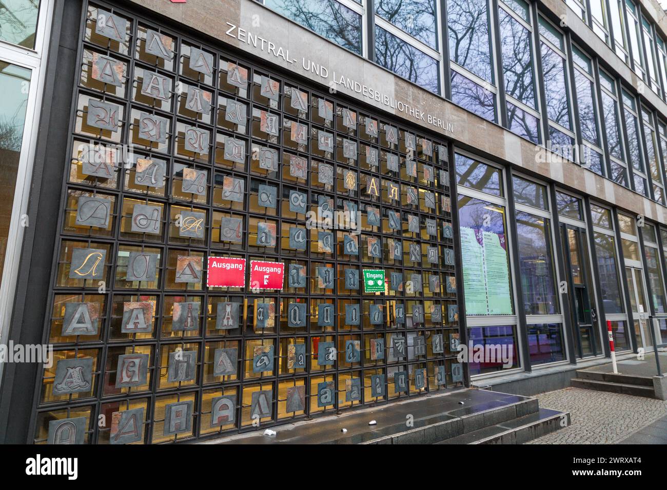 Centrali centre hi-res stock photography and images - Alamy