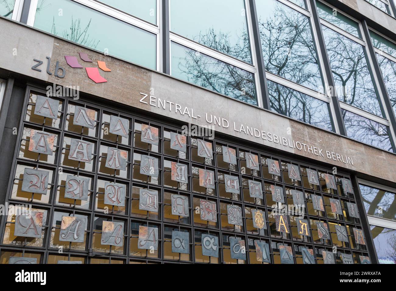 Centrali centre hi-res stock photography and images - Alamy