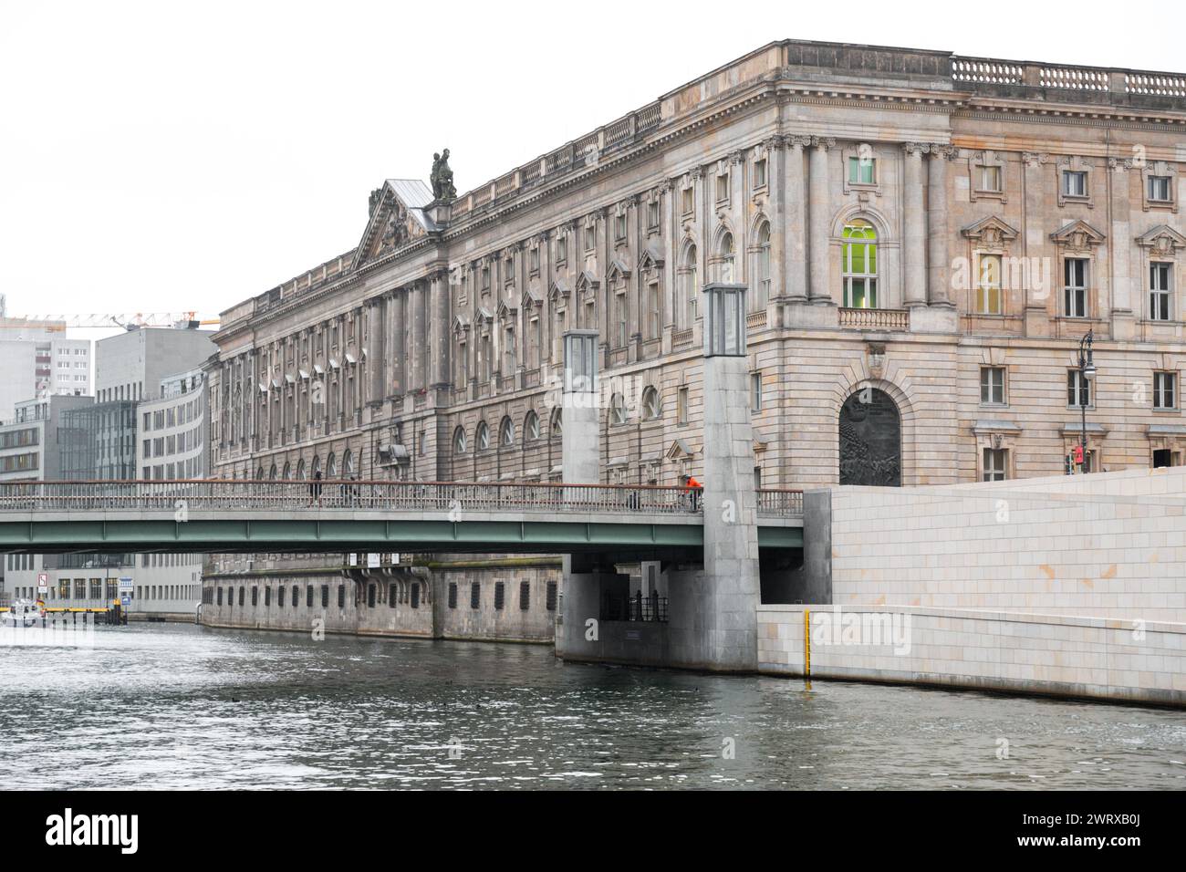 View to waterfront promenade at spree river hi-res stock photography ...