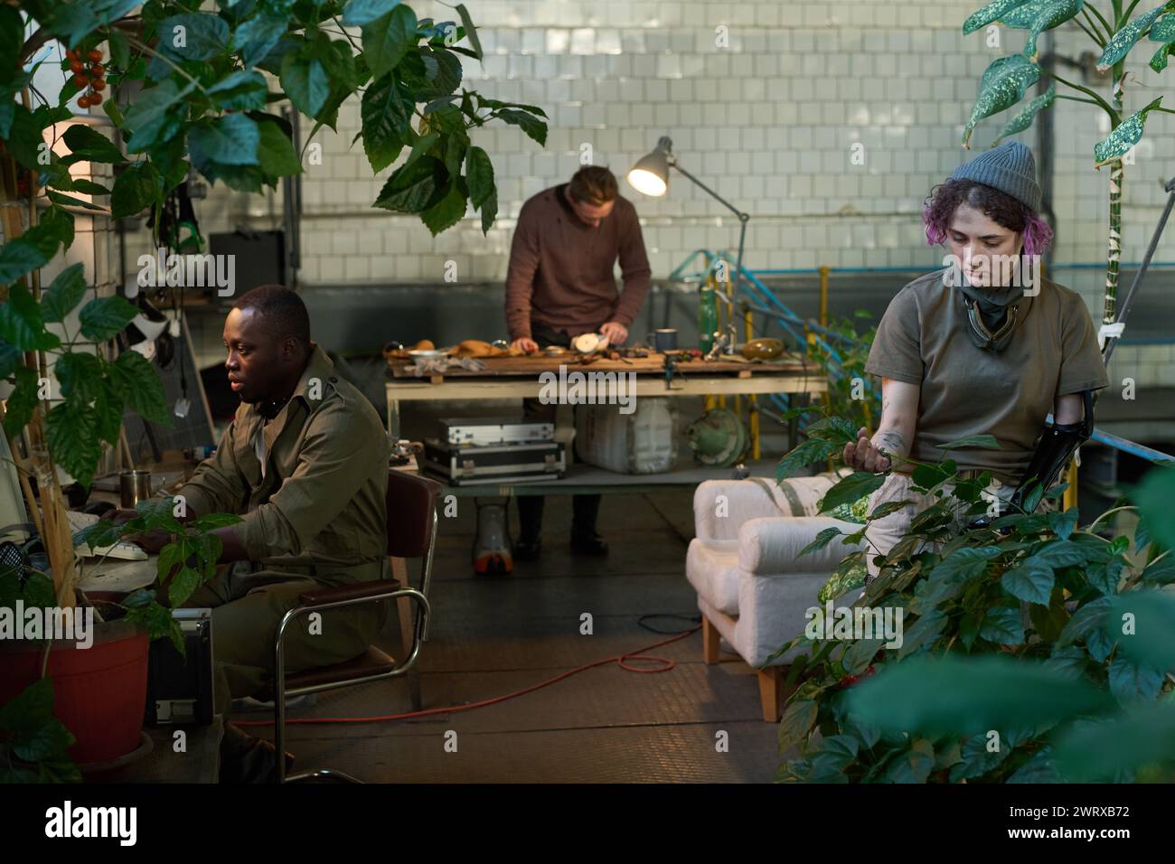 Salvagepunk hi-res stock photography and images - Alamy