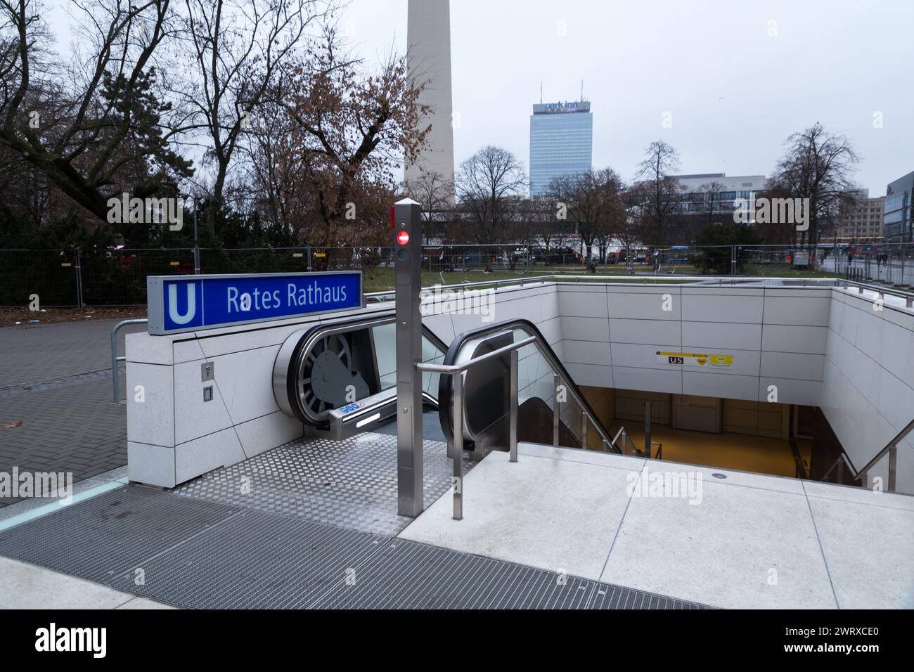 U bahn transport logo hi-res stock photography and images - Alamy