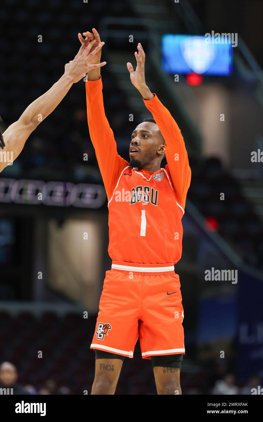 CLEVELAND, OH - MARCH 14: Bowling Green Falcons guard Trey Thomas (1 ...