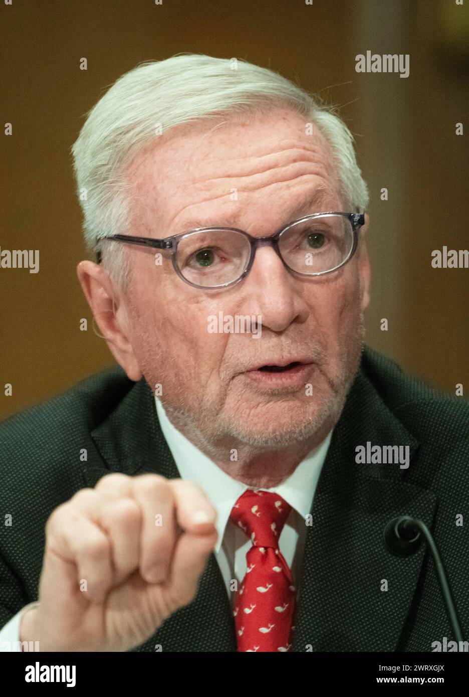 Roger king hi-res stock photography and images - Alamy