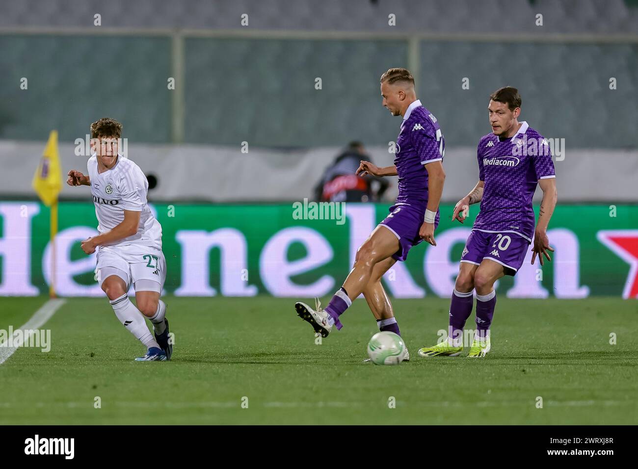 Ilay Feingold (Maccabi Haifa) Antonin Barak (Fiorentina) Andrea Belotti ...