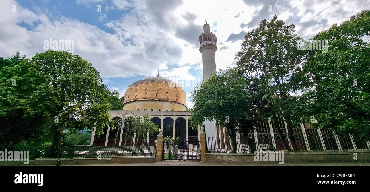 London Central Mosque, London Stock Photo - Alamy