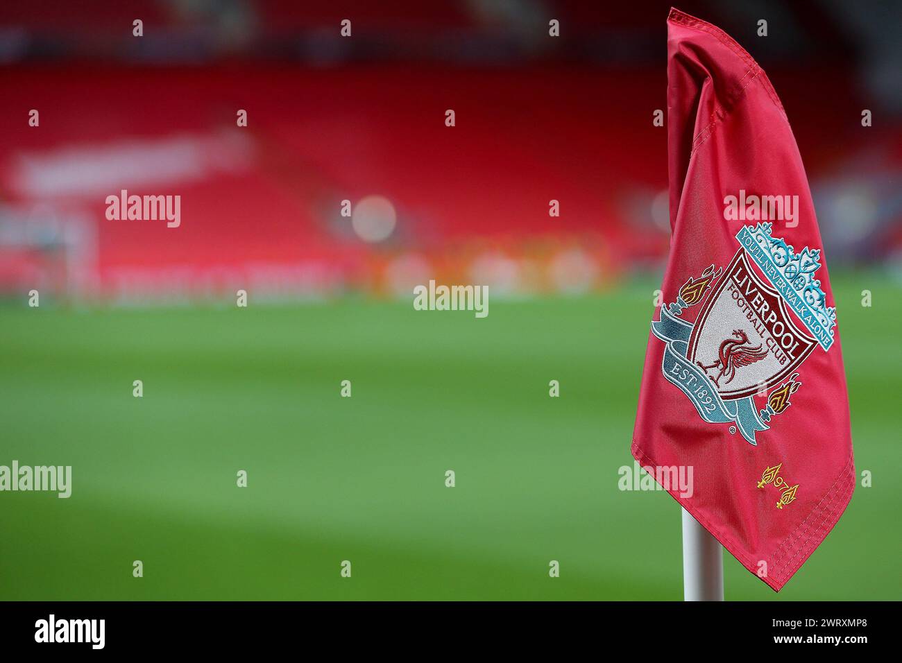 Liverpool fc flag hi-res stock photography and images - Alamy