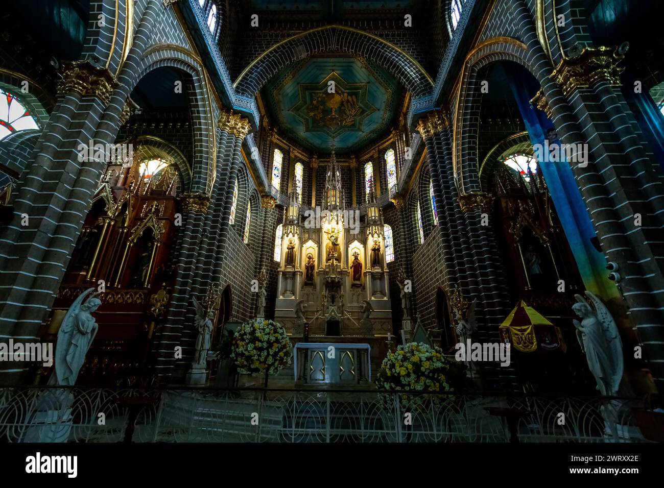 Altar of the Basilica of the Immaculate Conception in Jardin, Colombia Stock Photo - Alamy