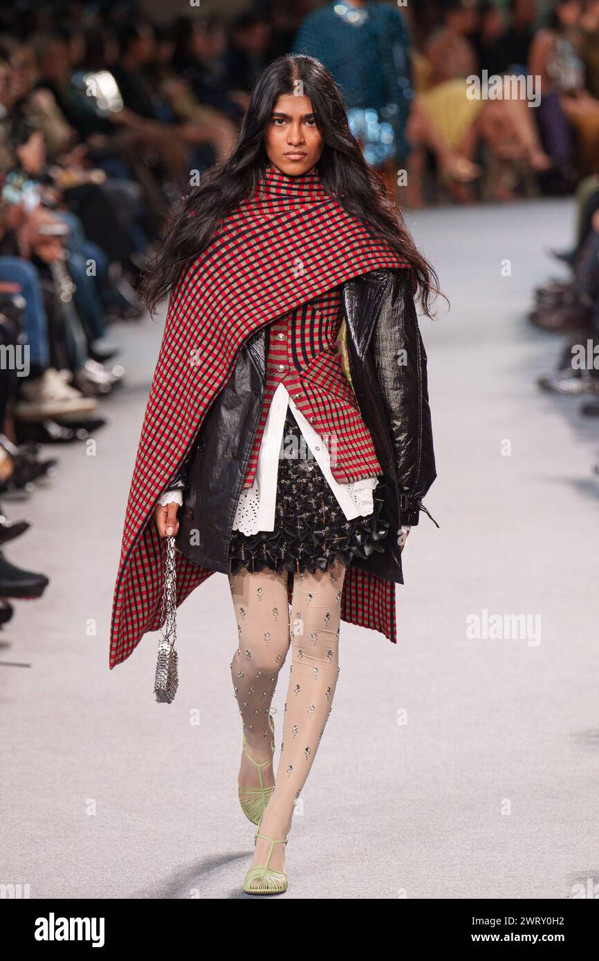 Paco Rabanne Paris Autumn-Winter 2024 Paco Rabanne Fall Winter 2024-25 ...