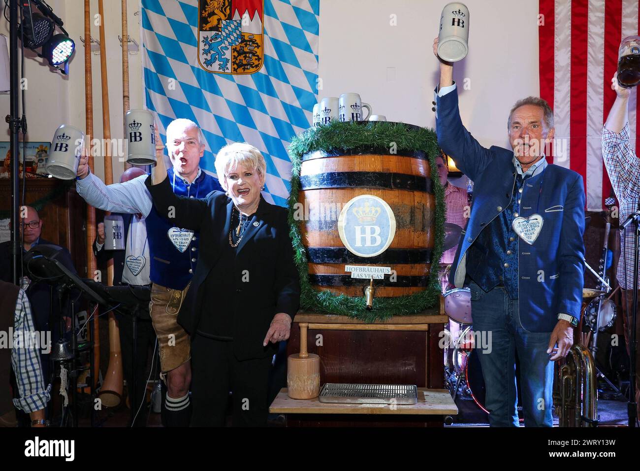 Brauereidirektor Dr. Michael Moeller, Buergermeisterin von Las Vegas ...