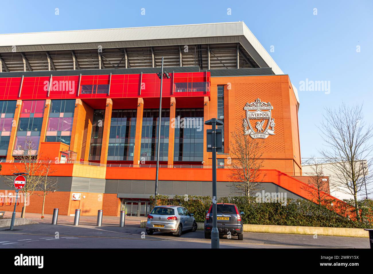 Liverpool stadium cityscape hi-res stock photography and images - Alamy