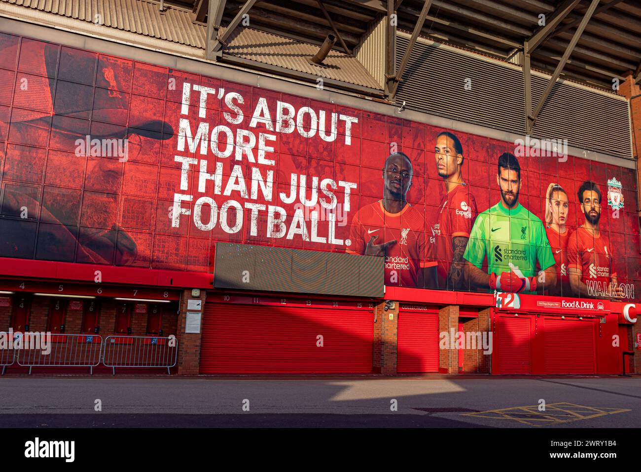 Liverpool stadium cityscape hi-res stock photography and images - Alamy