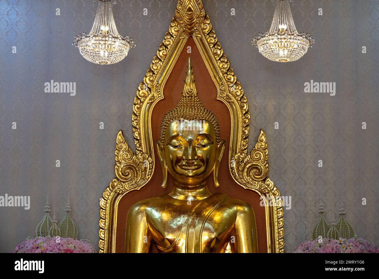 Line of bells at wat Traimit (Temple of the Golden Buddha) in bangkok ...