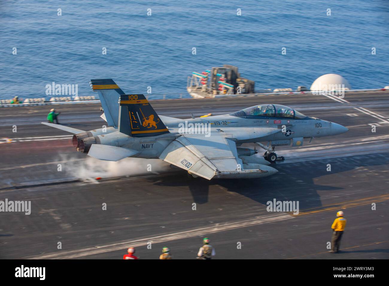 2073 squadron hi-res stock photography and images - Alamy