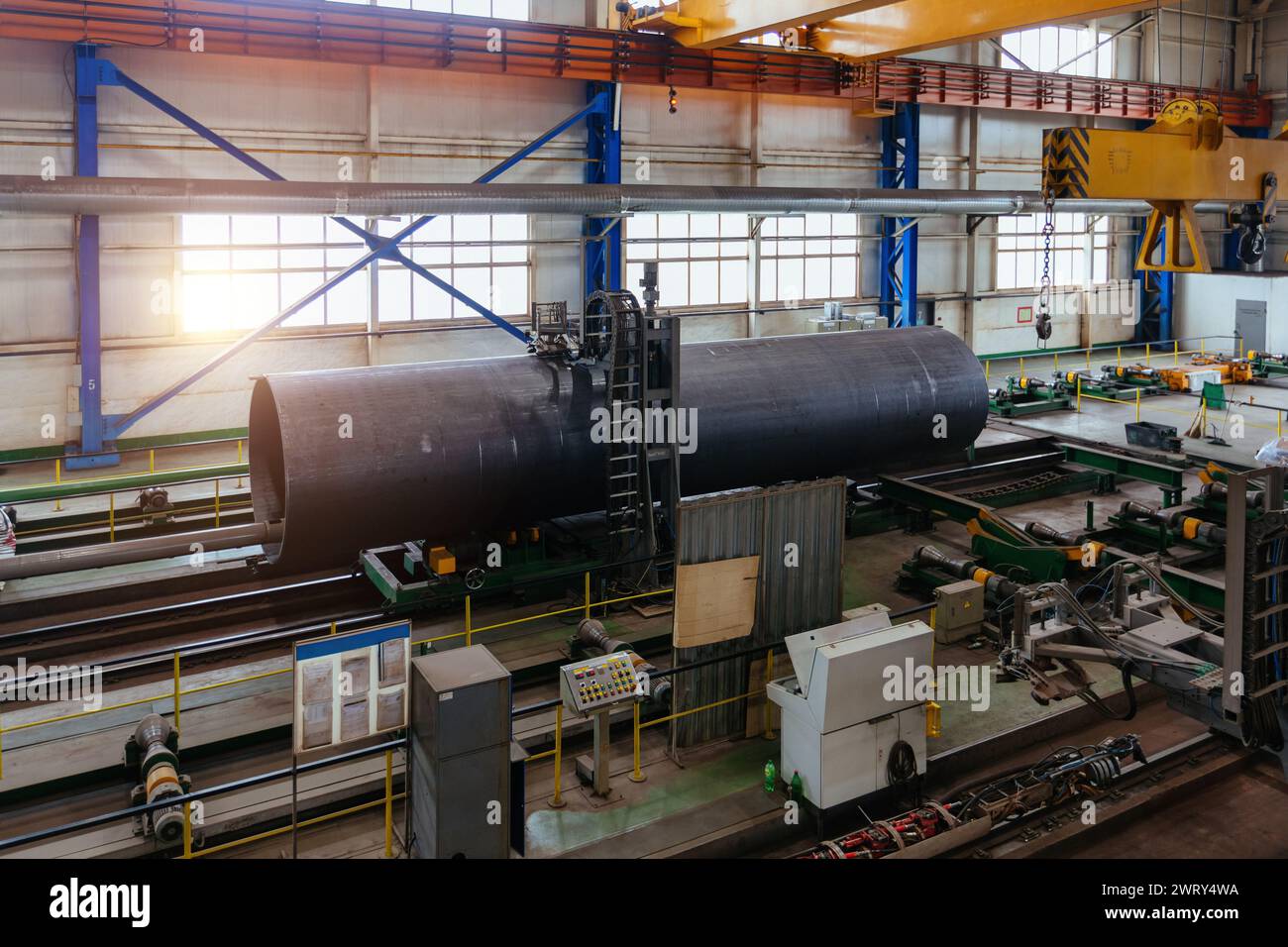 Longitudinal tack welding machine for welding of outer seam of steel ...