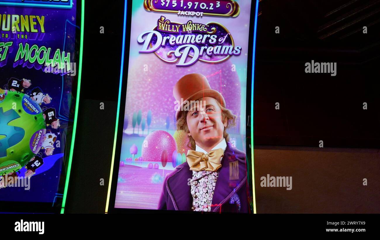 Gene wilder willy wonka hi-res stock photography and images - Alamy