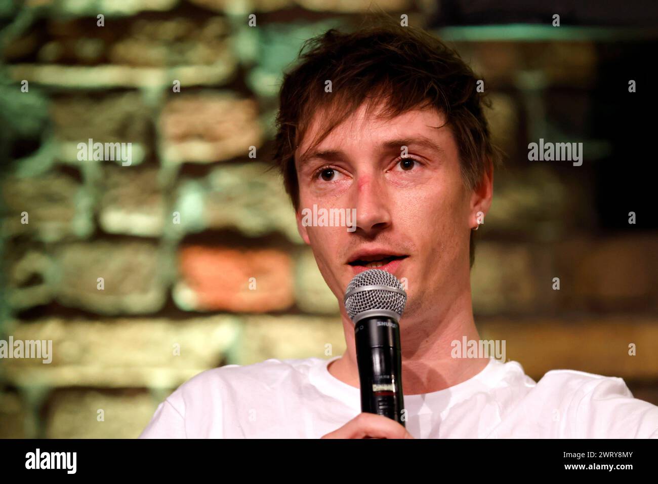 Soziologe Nikolaj Schultz bei der Litcologne-Veranstaltung Landkrank ...