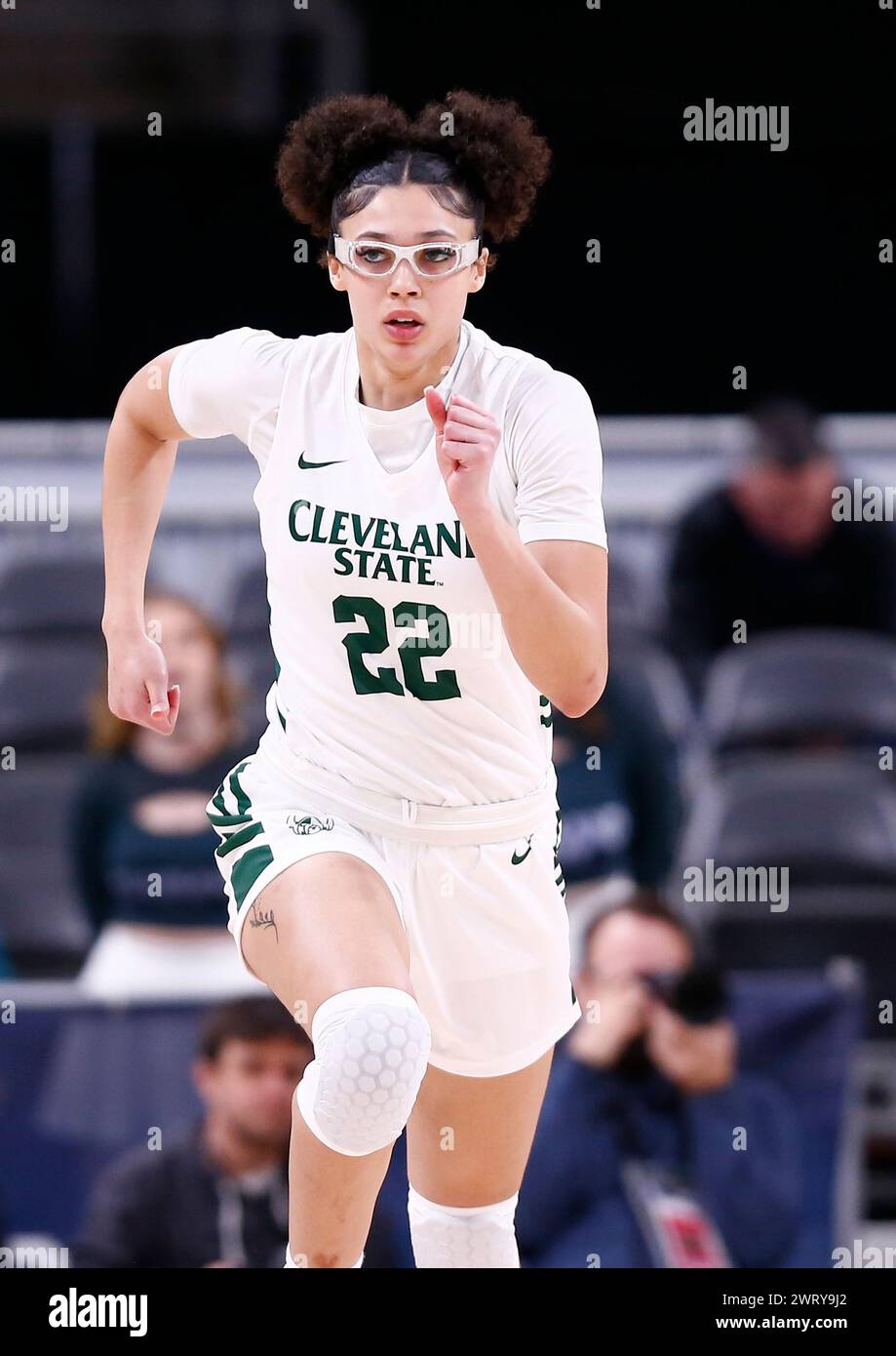 INDIANAPOLIS, IN - MARCH 11: Cleveland State Vikings forward Faith ...