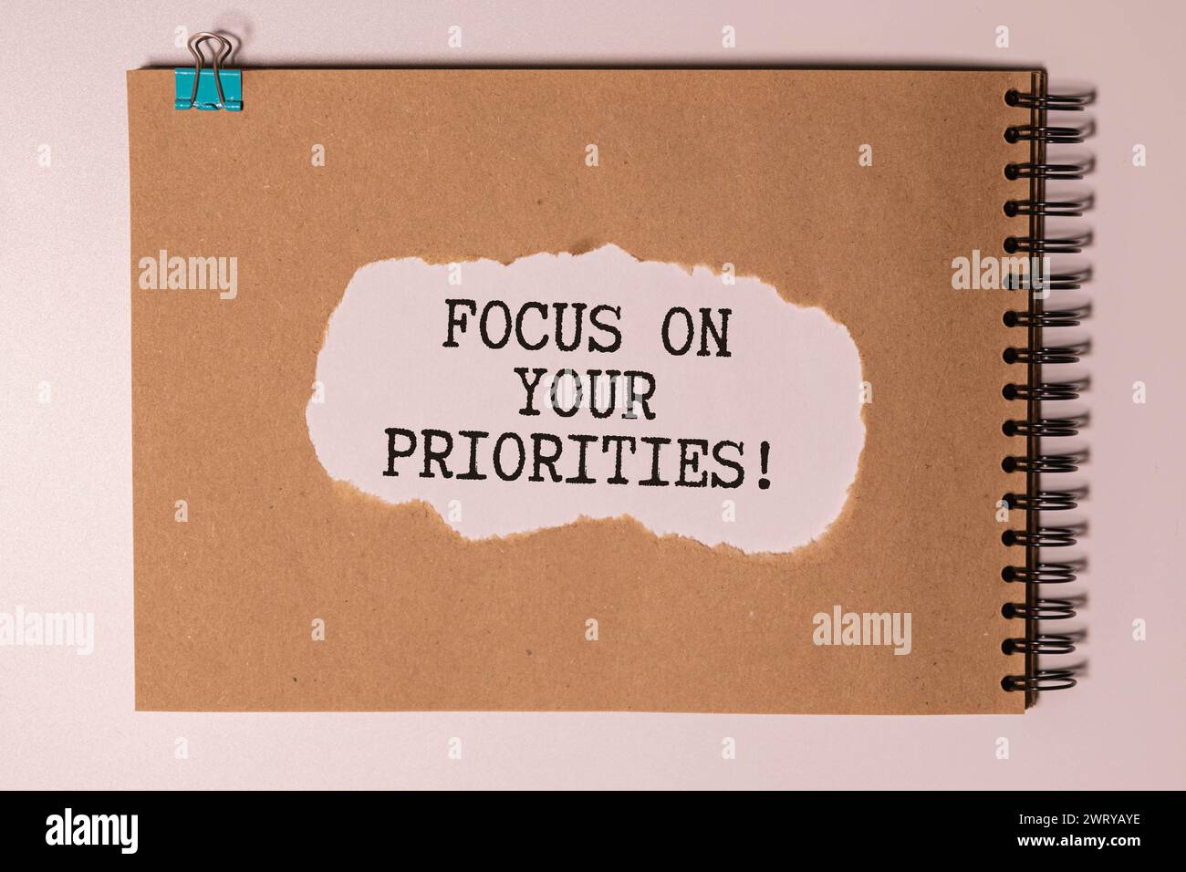 Focus on your priorities, text in notepad on keyboard from computer ...