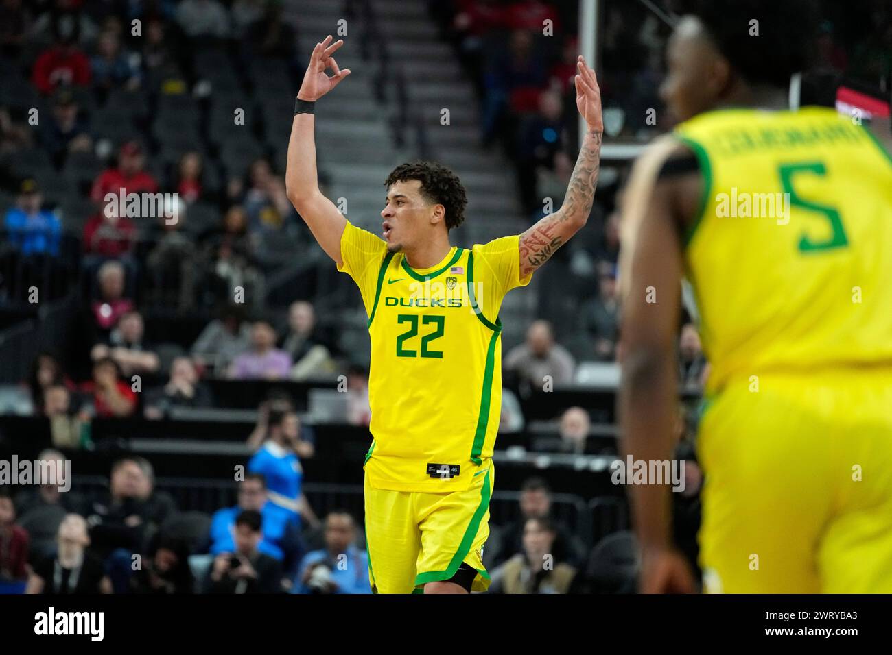 Oregon guard Jadrian Tracey (22) celebrates after a play against UCLA ...