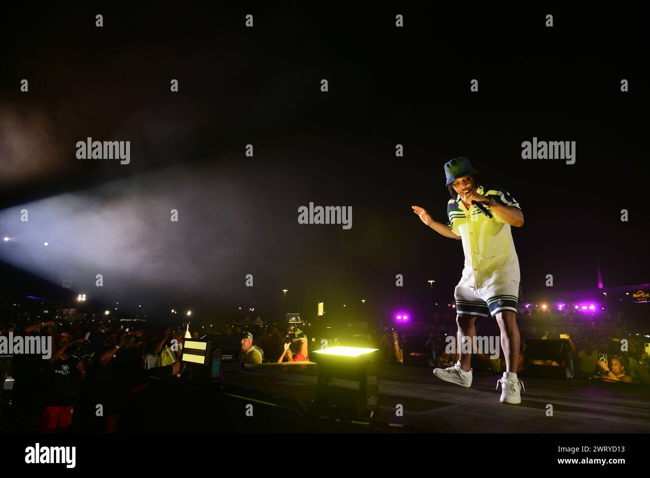Rapper t i hi-res stock photography and images - Alamy