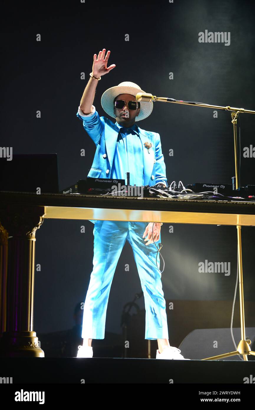 Luther roderick campbell hi-res stock photography and images - Alamy