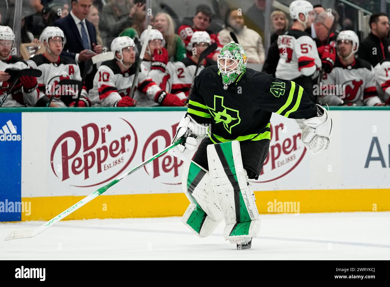Dallas Stars goaltender Scott Wedgewood (41) skates to the net to ...