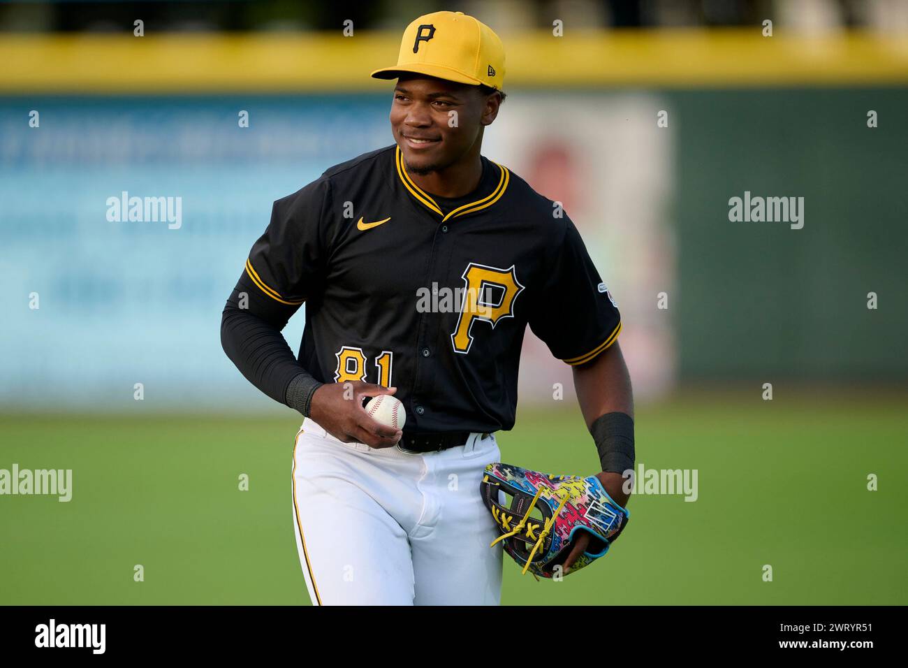 Pittsburgh Pirates second baseman Termarr Johnson (81) warms up before ...