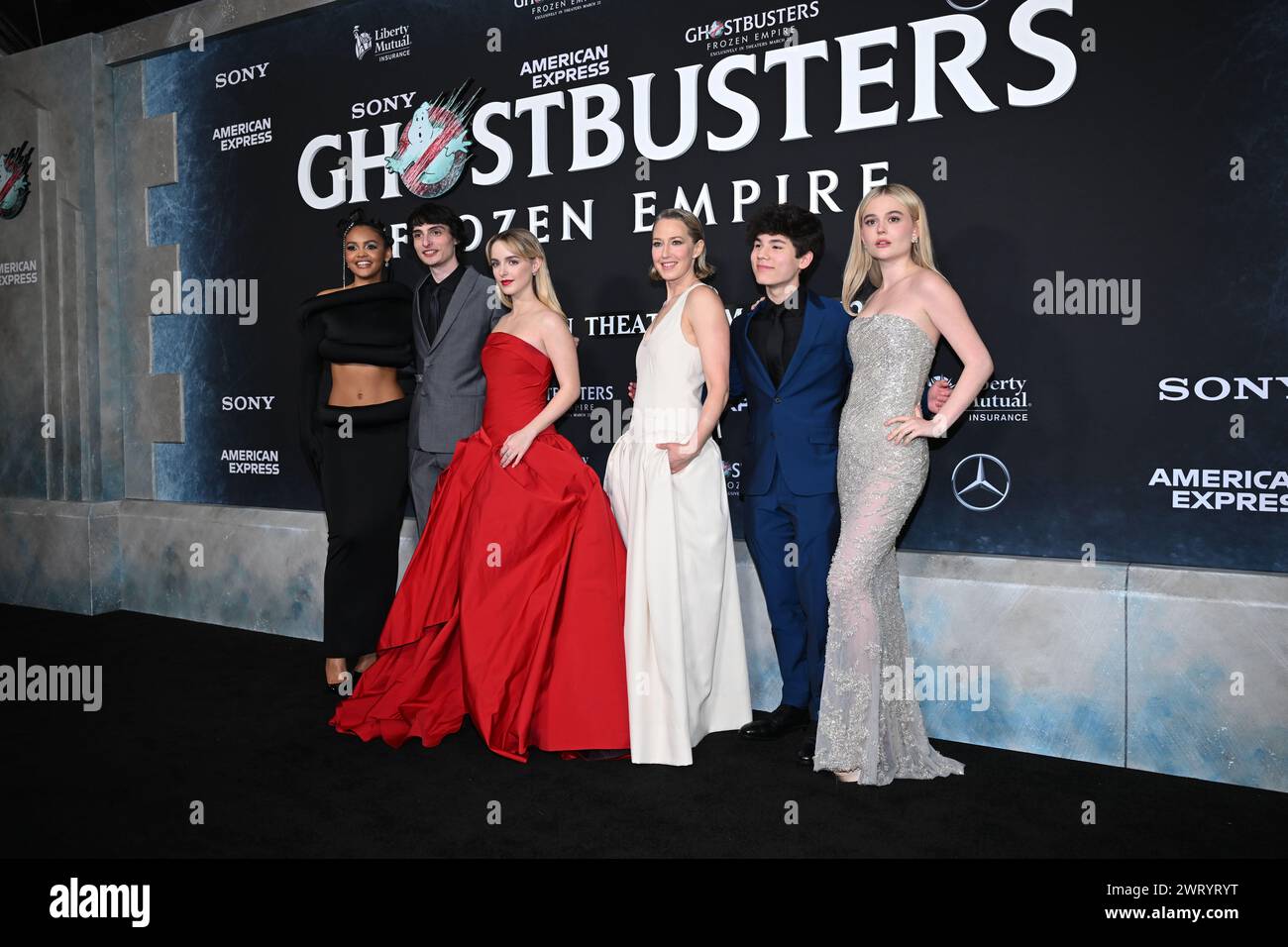 Celeste O'Connor, Finn Wolfhard, Mckenna Grace, Carrie Coon, Logan Kim ...