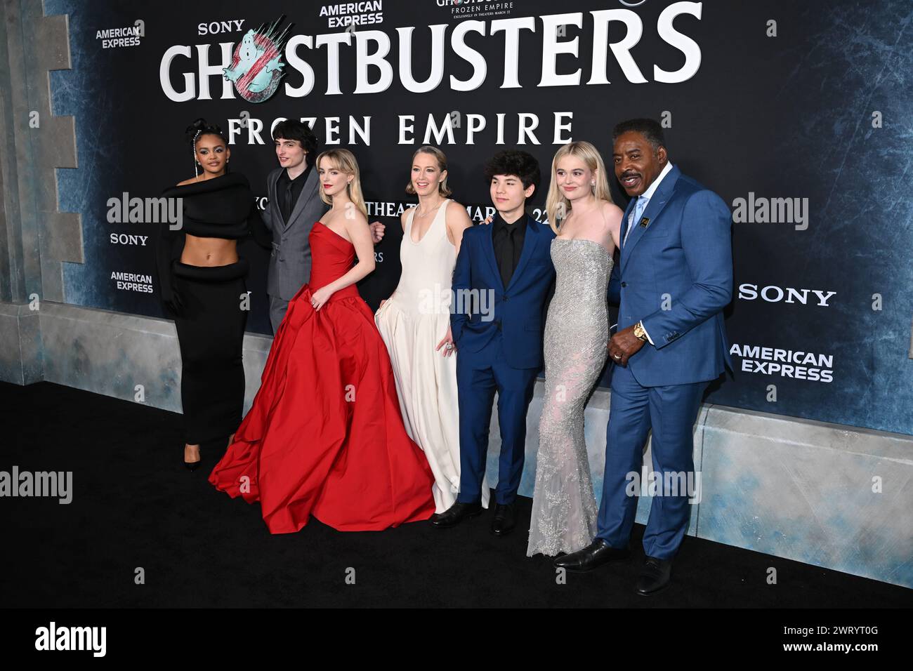 Celeste O'Connor, Finn Wolfhard, Mckenna Grace, Carrie Coon, Logan Kim ...