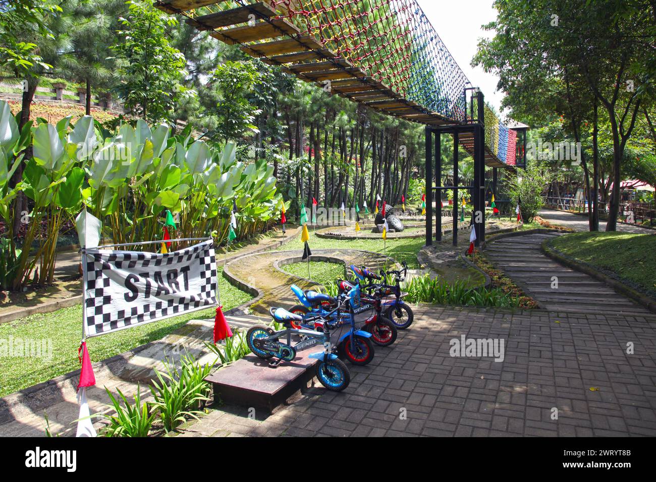 Floating Market in Lembang, north of Bandung City in West Java ...