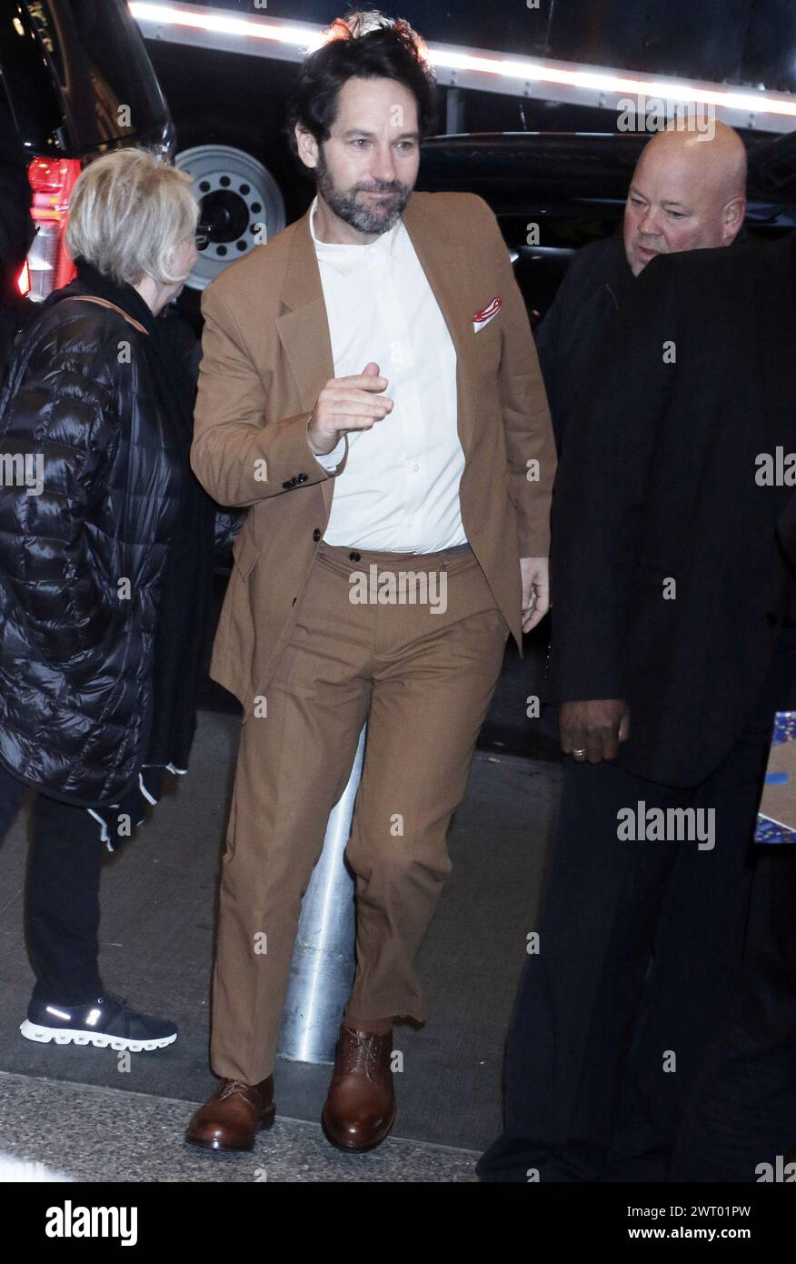 Ghostbusters frozen empire paul rudd hi-res stock photography and ...