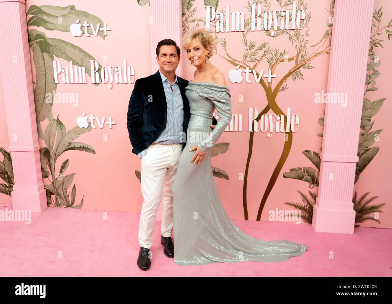 Tate Taylor and Allison Janney pose together at the premiere of the ...