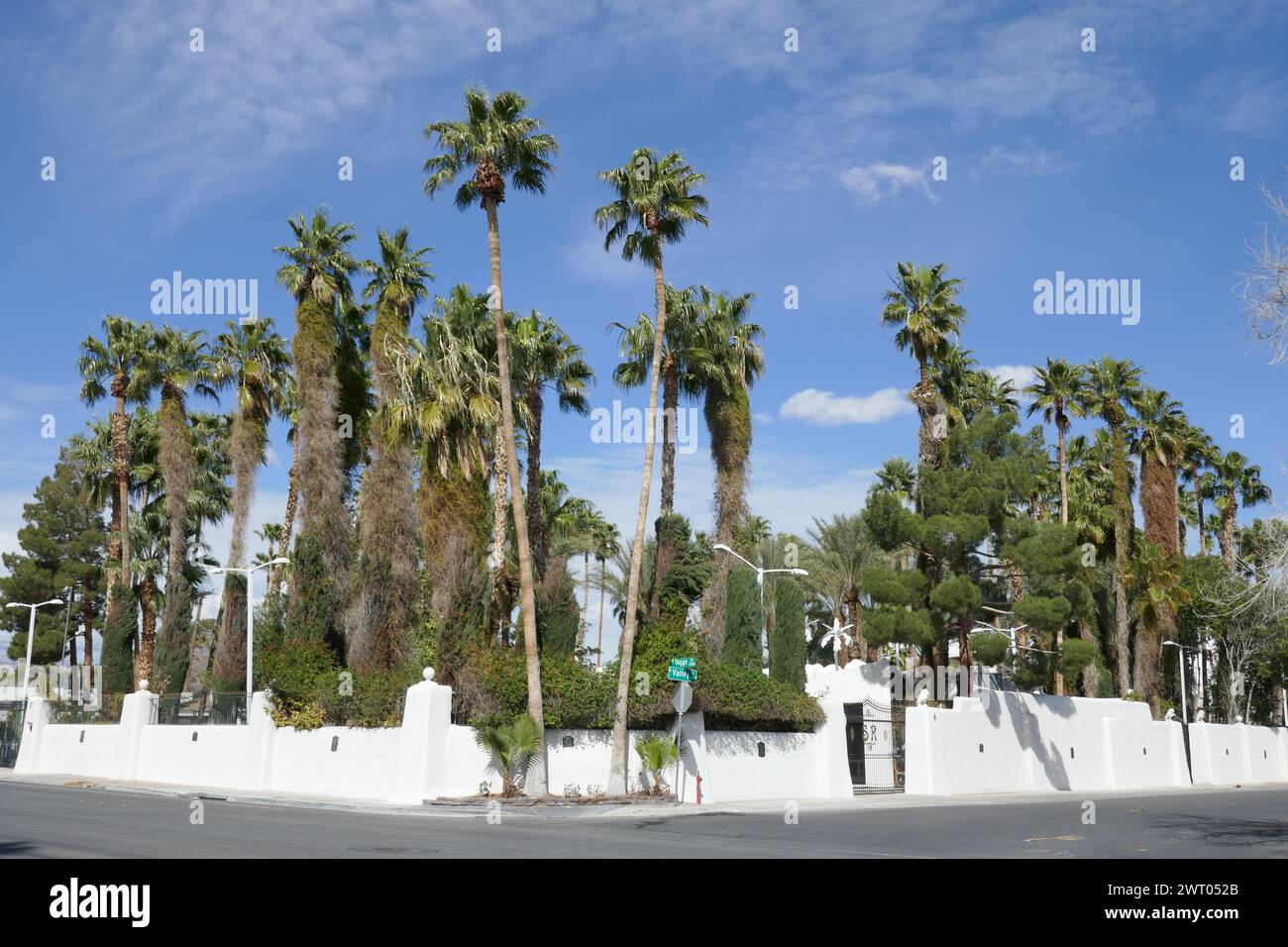 Siegfried and roy home hi-res stock photography and images - Alamy