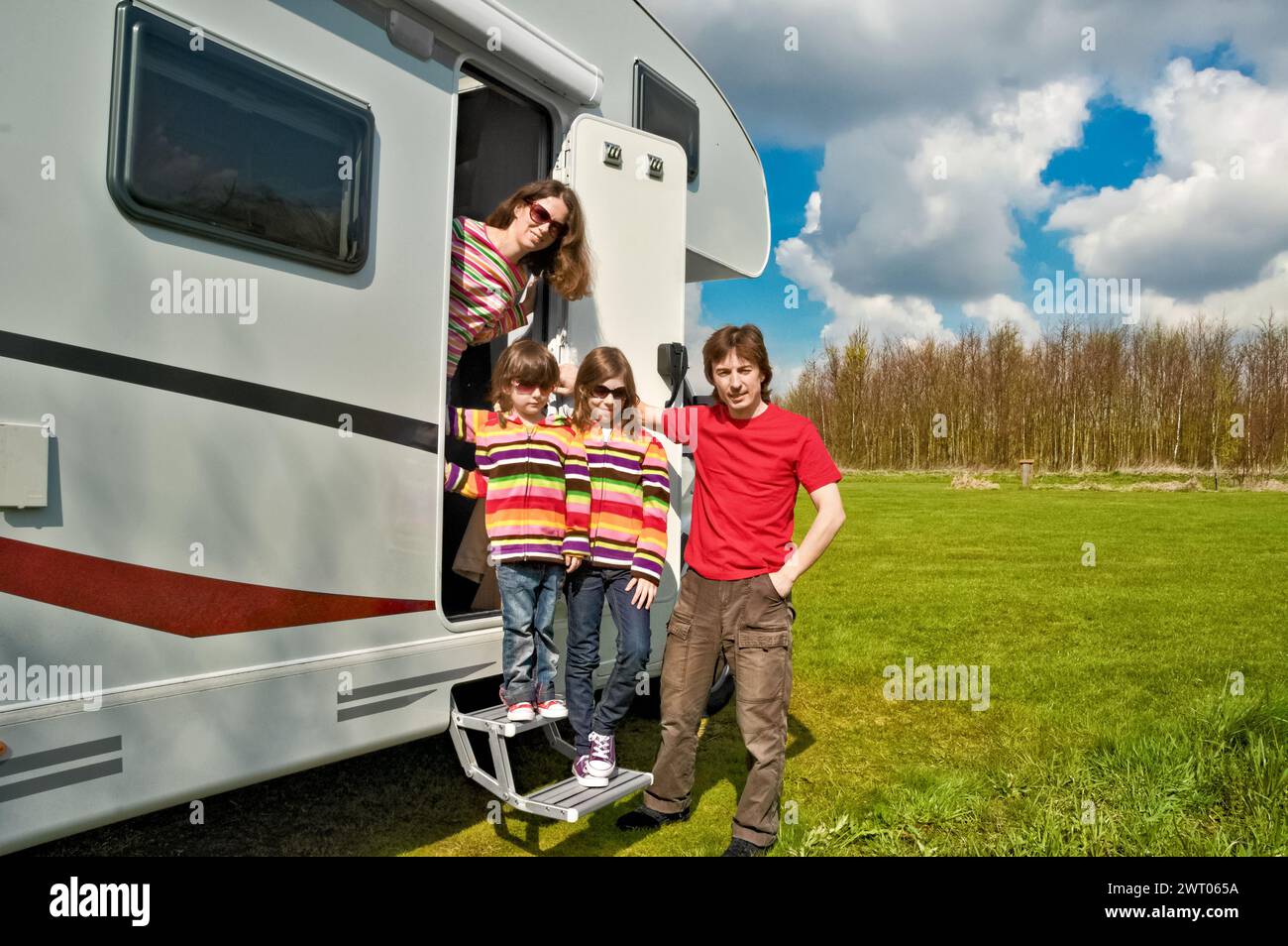 Kids in caravan van hi-res stock photography and images - Alamy