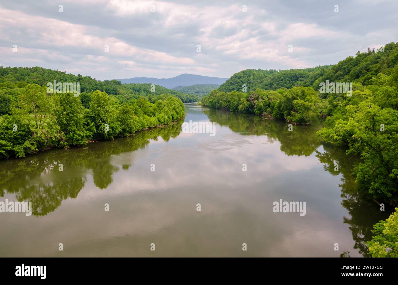 The Blue Ridge Parkway, National Parkway and All-American Road, USA ...