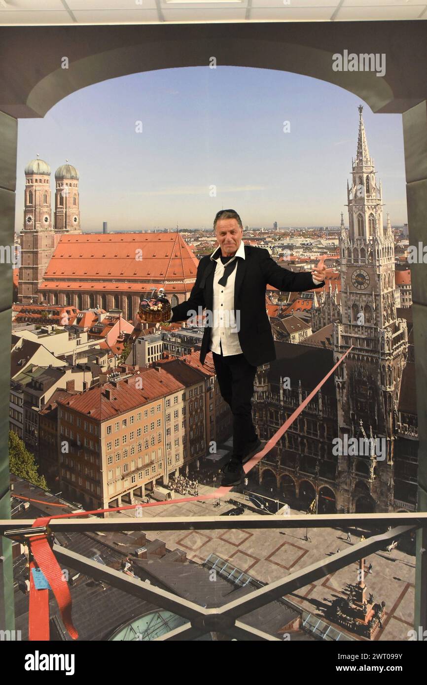 Ali Khan Moderator Muenchen 13.03.2024 Museum Magic Bavaria Muenchen *** Ali Khan Presenter ...