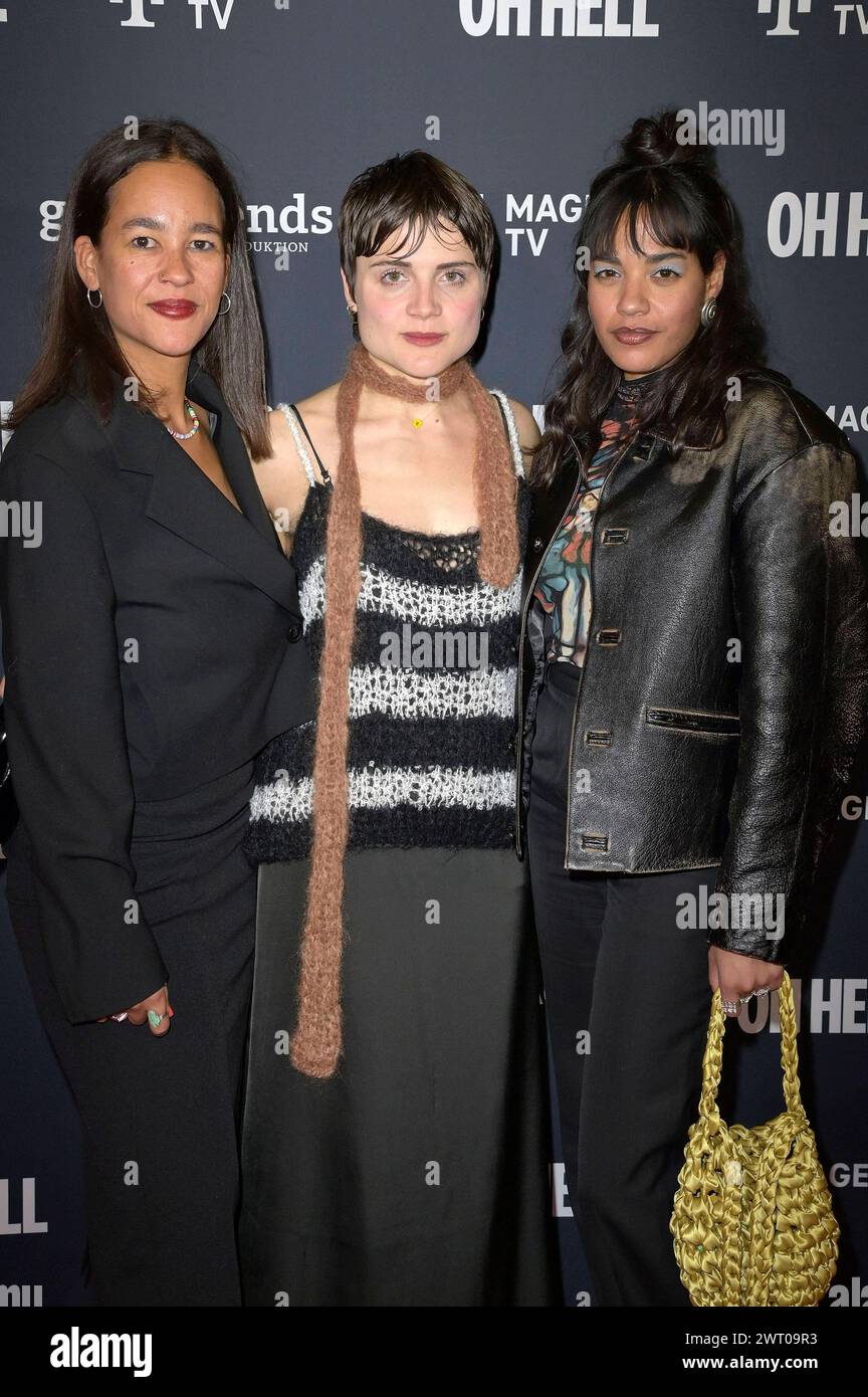 Sarah Blaßkiewitz, Mala Emde und Salka Weber bei der Premiere der 2 ...