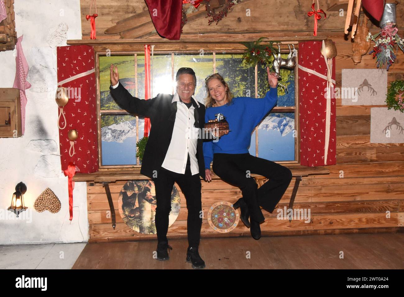 Ali Khan Moderator Verena Horbach Geschaeftsfuehrerin Magic Bavaria ...