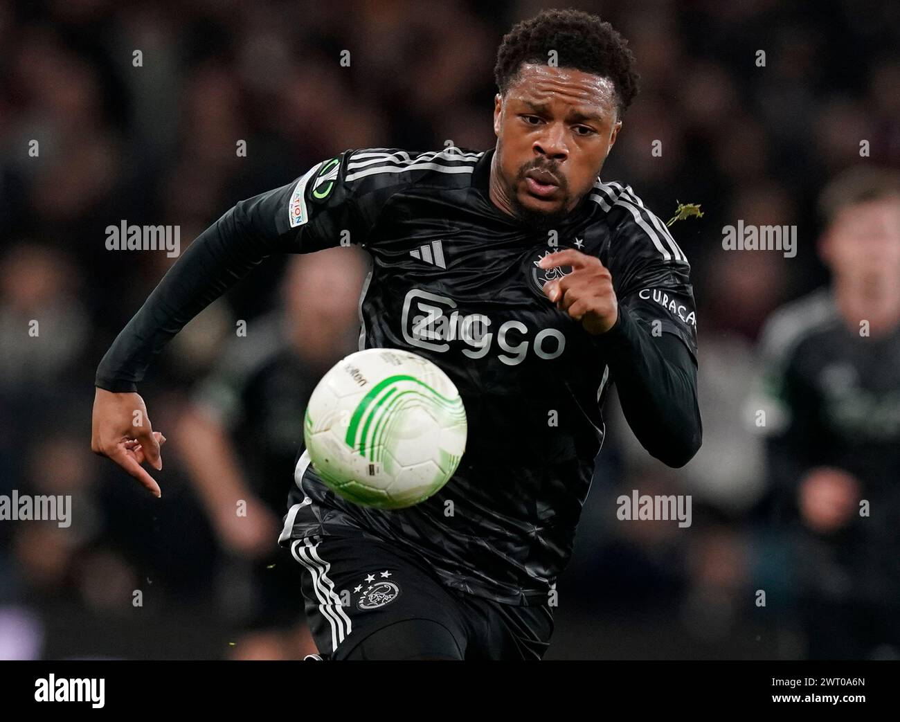 Chuba akpom 2024 hi-res stock photography and images - Alamy