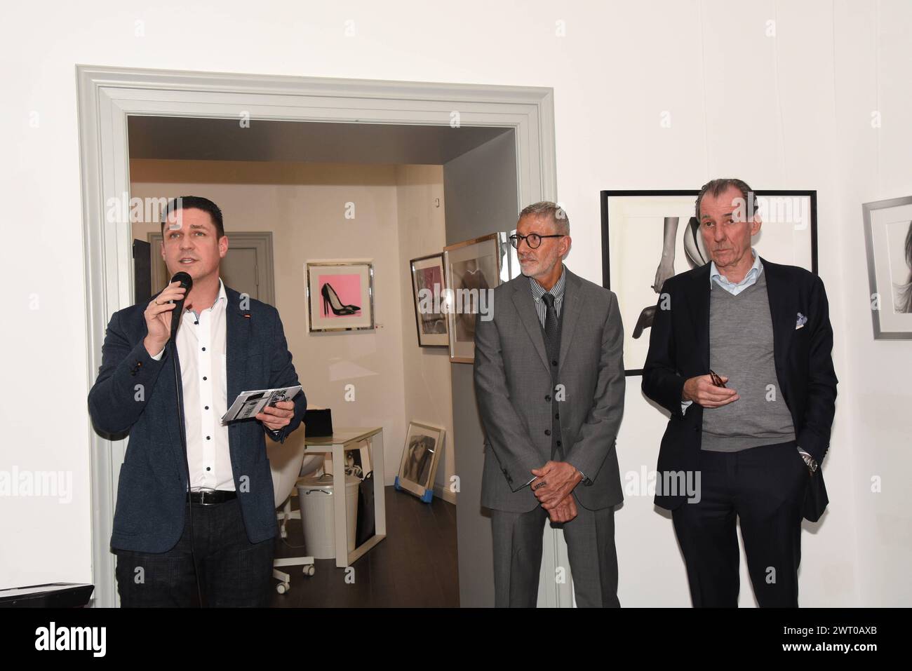 Ted Bauer CEO Premium Modern Art Dan Pyle-Zeichenkuenstler Andreas ...