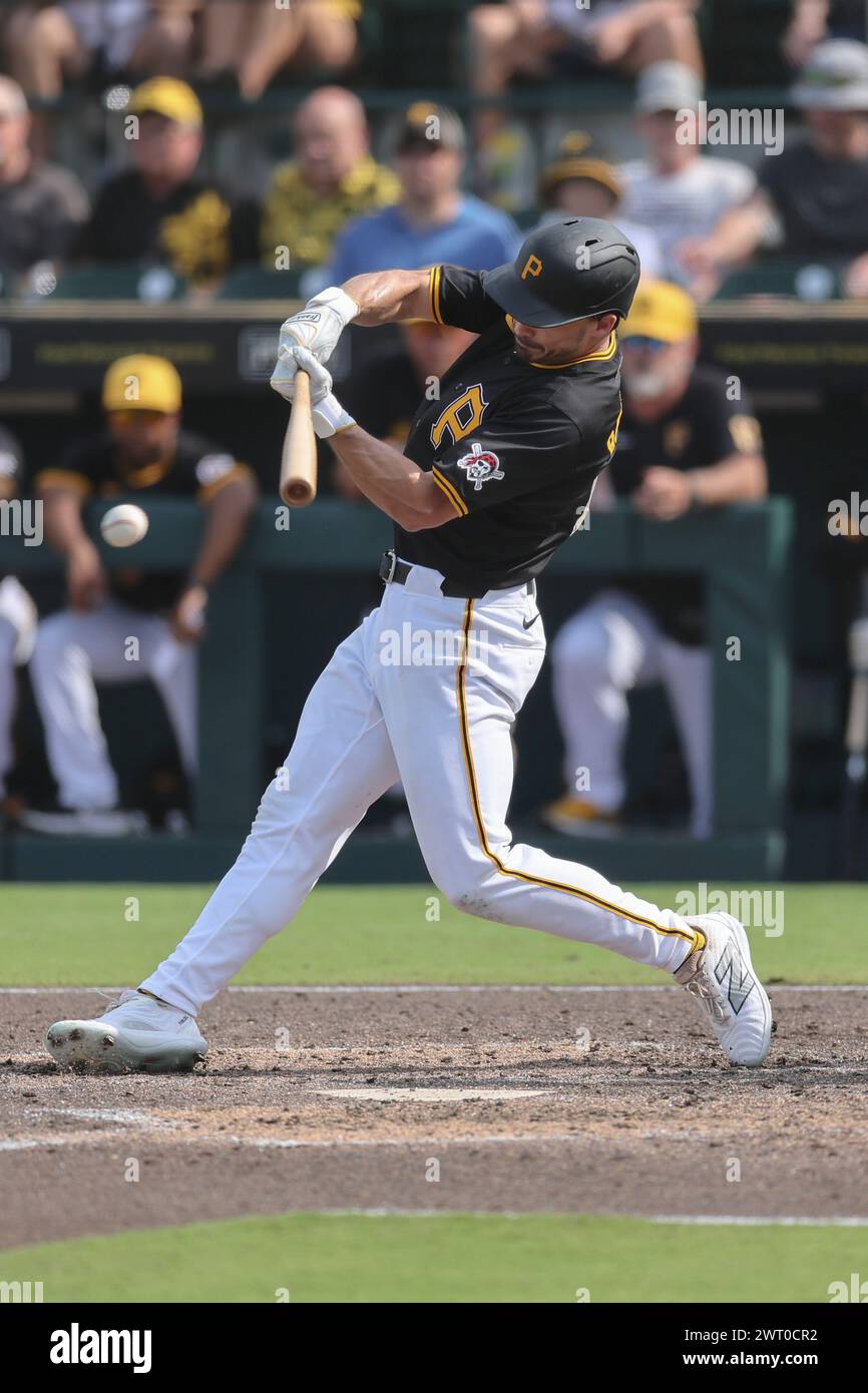 Bradenton, FL: Pittsburgh Pirates left fielder Bryan Reynolds (10 ...
