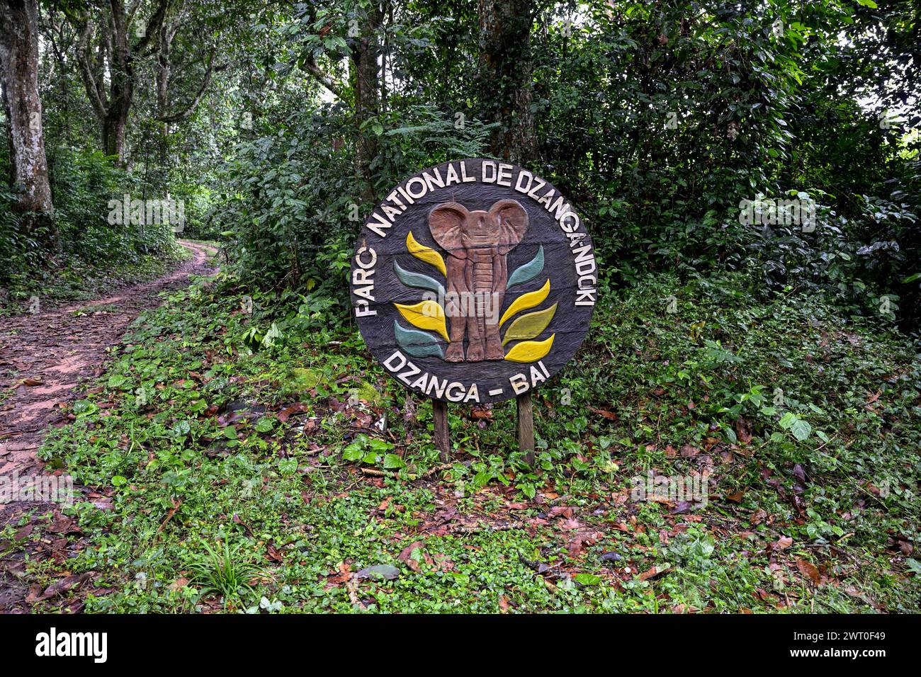 Sign at the entrance to the Dzanga-Ndoki National Park, Unesco World ...